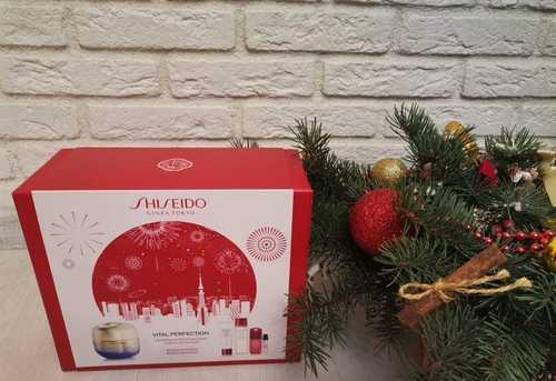 Набор косметики Shiseido