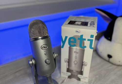 Микрофон blue yeti