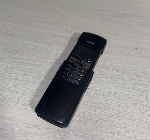 Nokia 8910i