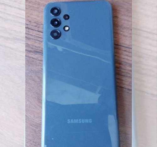 Samsung Galaxy A13, 4/32 ГБ