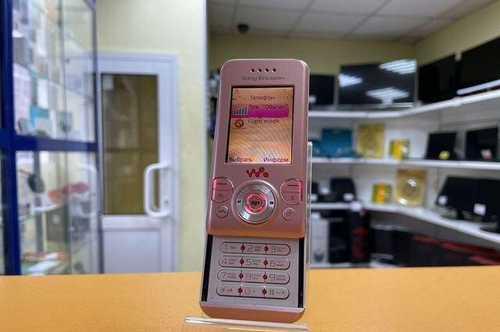 Телефон Sony Ericsson W580i