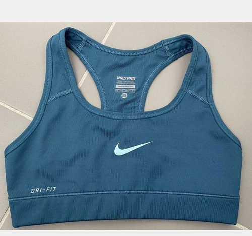 Женский спортивный топ (бра, бюст) Nike Pro