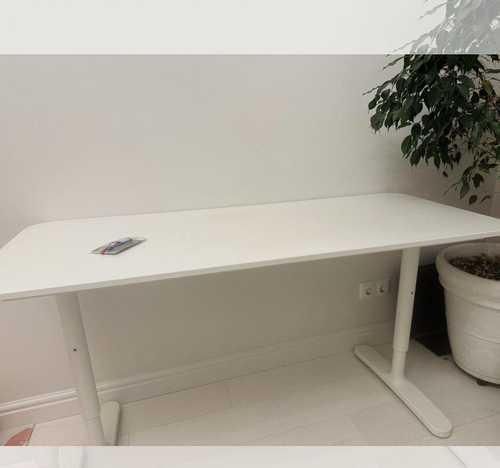 Стол бекант IKEA белый