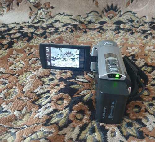 Продам цифровую камеру Sony DCR-SX65E