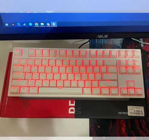 Механическая клавиатура "Red Square Keyrox TKL Cla