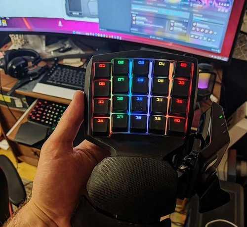 Razer orbweaver chroma