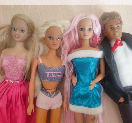 Старые куклы типа барби - Сьюзи, Таня и Майк