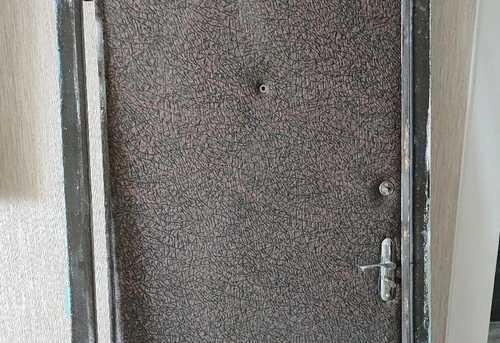 Дверь входная металлическая