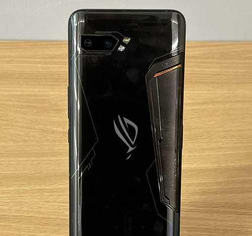 ASUS ROG Phone 5s, 8/128 ГБ