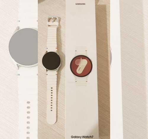 Часы samsung galaxy watch 7