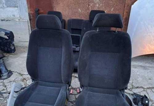 Комплект сидений с обогревом Ford Mondeo 3