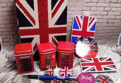 Коллекция вещей с британским флагом