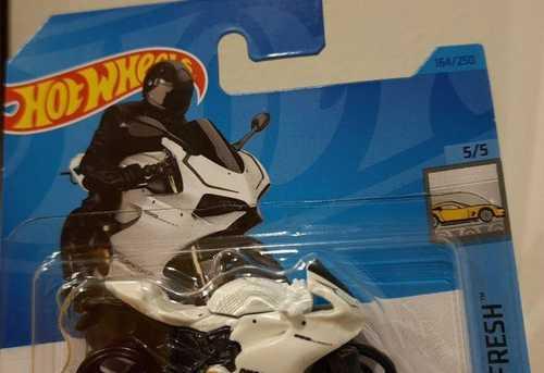 Hot Wheels Ducati 1999 Panigale Treasure Hunt