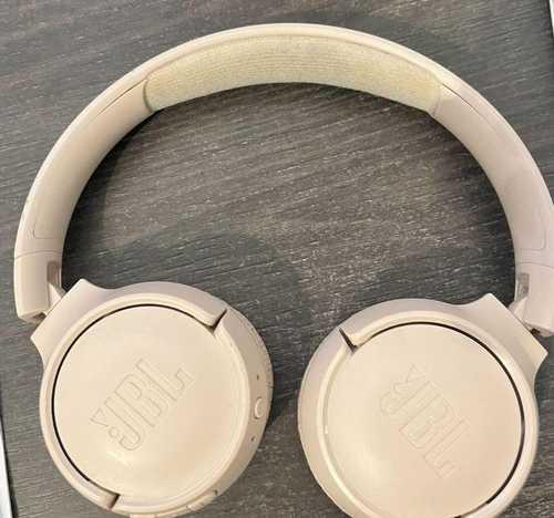 Беспроводные наушники JBL