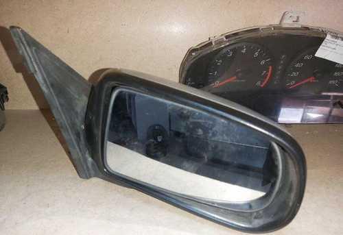 Зеркало заднего вида боковое правое Mazda Capella