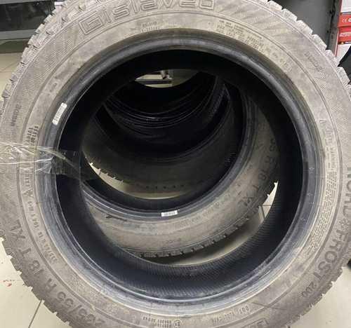 Gislaved Nord Frost 200 SUV 235/55 R18 104T