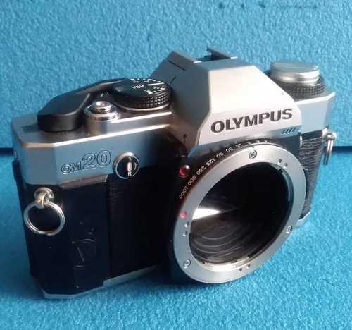 Пленочный фотоаппарат Olympus OM20