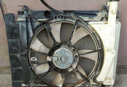 Радиатор охлаждения Toyota Ractis