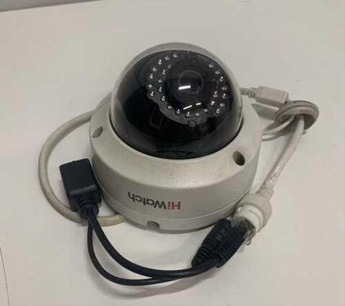 Hiwatch DS-i122 Камера видеонаблюдения купольная
