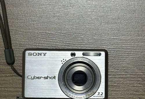 Компактный цифровой фотоаппарат Sony