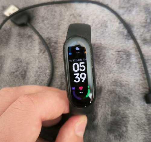 Фитнес браслет xiaomi mi band 7