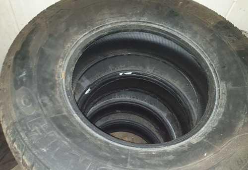 Kumho 722 235/75 R15