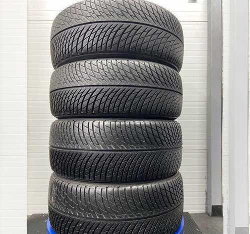 Michelin Pilot Alpin 5 SUV 235/45 R21 и 255/40 R21 102V