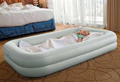 Надувная детская кровать c бортами "Intex". Новое
