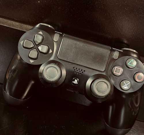Геймпад DualShock PS4