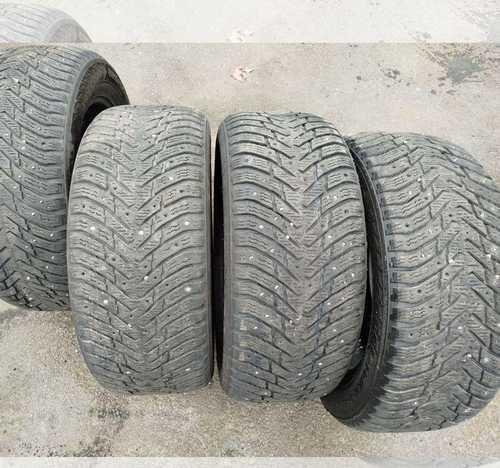 Nokian Tyres Hakkapeliitta 8 225/55 R16 99T