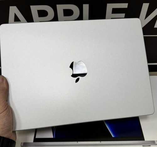 Apple macbook pro 14 M1 Pro 16 1TB Silver