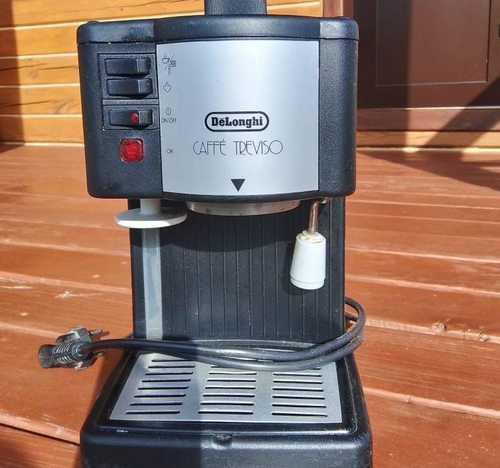 Кофеварка рожковая delonghi