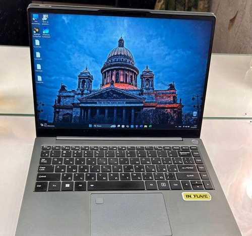 14" Ноутбук dexp Atlas M14-I5W304 серый