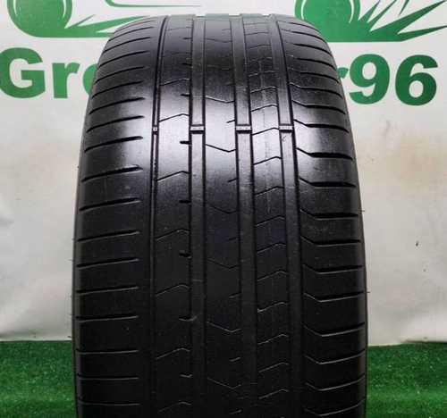 Pirelli P Zero PZ4 275/45 R21