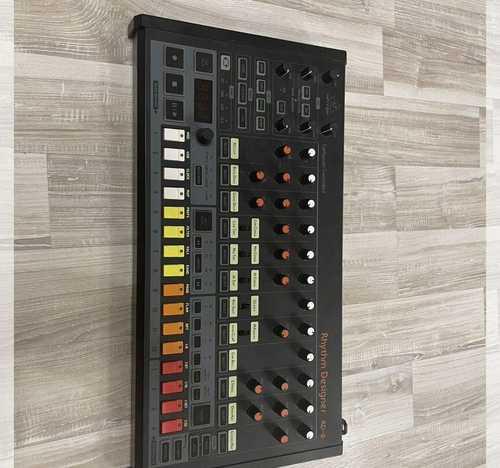 Behringer RD-8