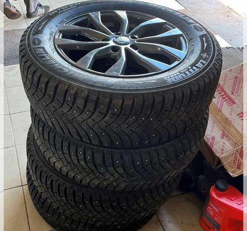 Michelin Latitude X-Ice North 225/65 R17 102T