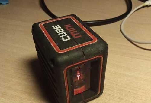 Лазерный уровень Cube mini