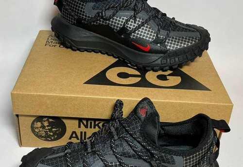 Nike ACG Mountain Fly Low