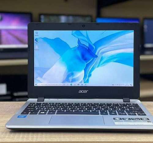 11.6" Acer Intel, 8Gb, SSD 240Gb