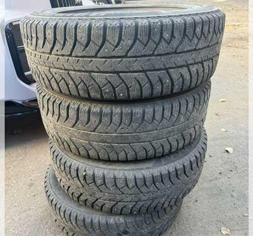 Bridgestone Ice Cruiser 7000 185/65 R15