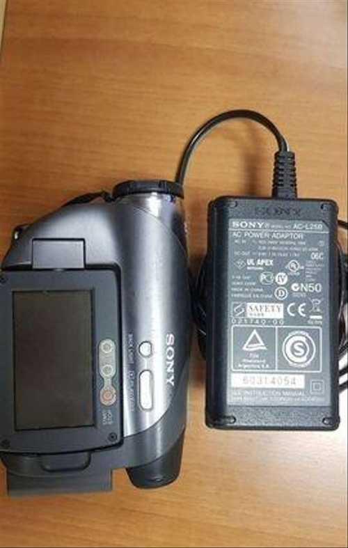 Видеокамера Sony Handycam Dcr-DVD205