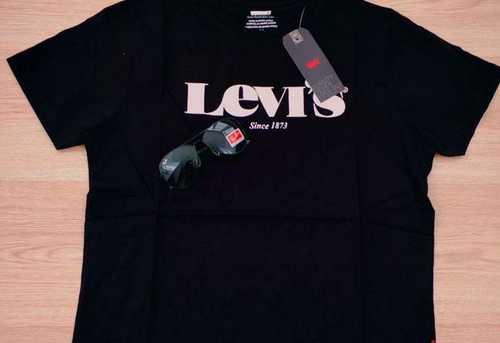 Футболка Levi's