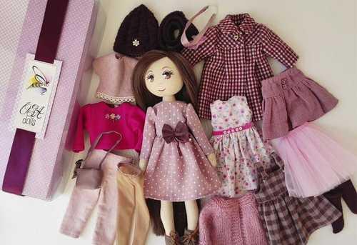 Кукла коллекционная игровая с набором одежды