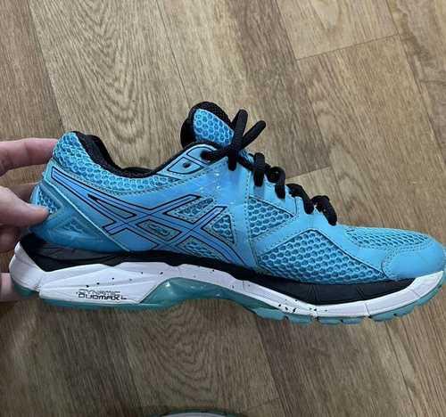 Кроссовки asics gt 2000 3 40 eur