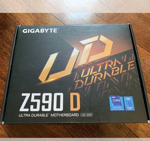 Новая материнка Gigabyte Z590D