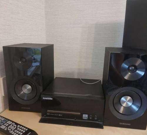 Домашняя аудиосистема Samsung MM-C430D