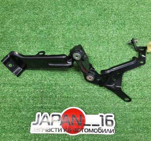 Кронштейн блока ABS Subaru Forester SH5 EJ205 2009