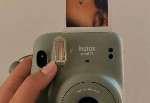 Фотоаппарат мгновенной печати instax mini 12