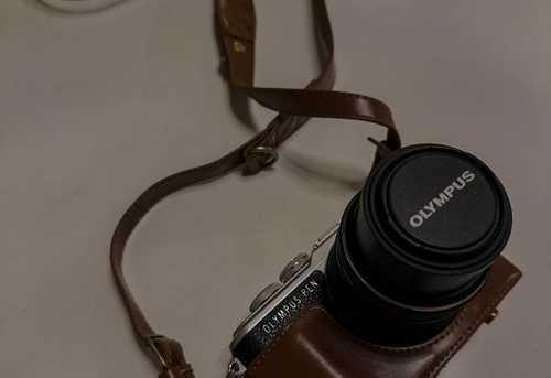Фотоаппарат Olympus PEN E-PL8 kit 14-42mm