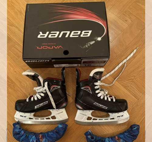 Коньки хоккейные Bauer X400 р. 33,5